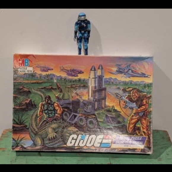 Gi Joe | Toys | Vintage 8s Gi Joe Motor Viper V Action Figure And Mural ...